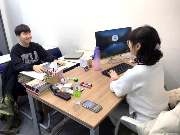 Voices from the Digital Generation